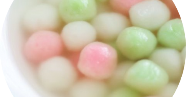 Mini mochi (mini rice balls)